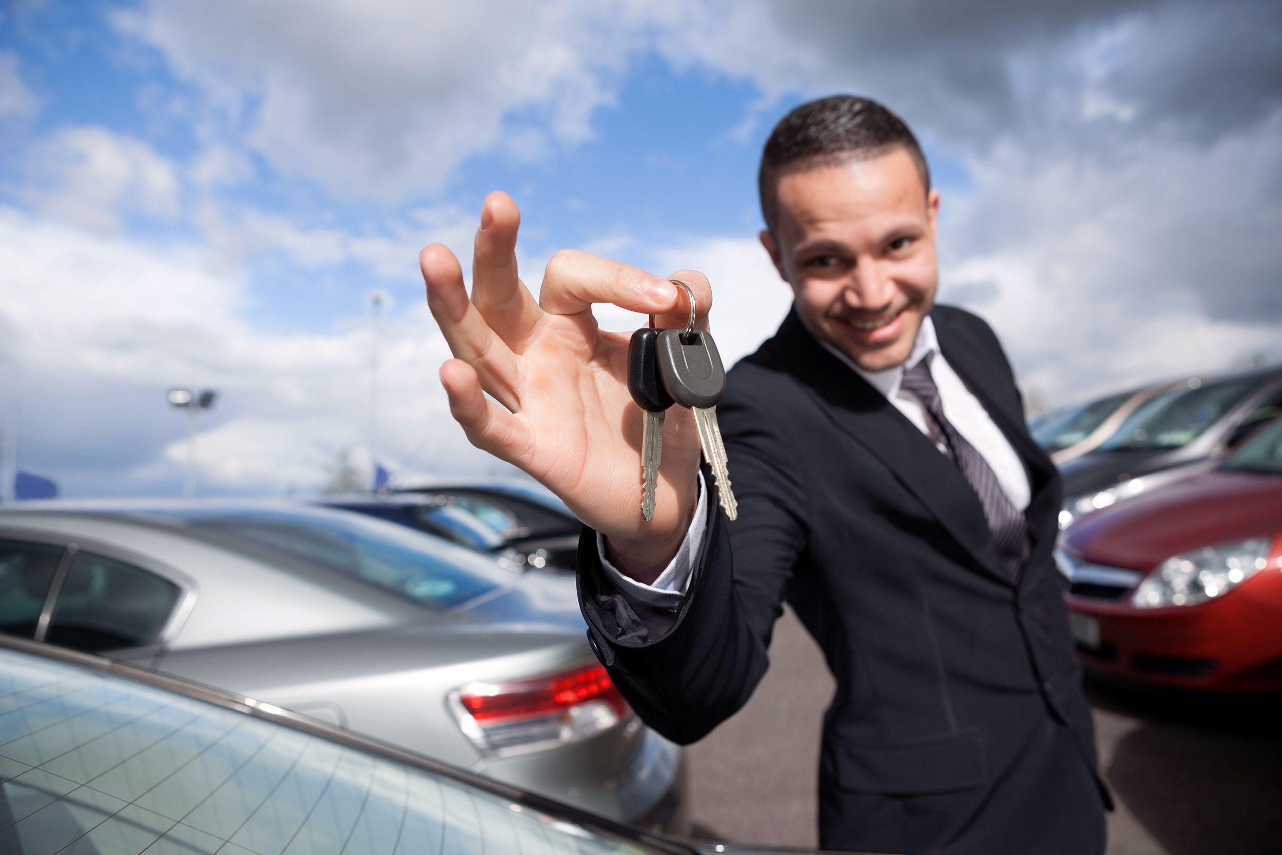 Don’t fall for it: 14 classic car dealership tricks