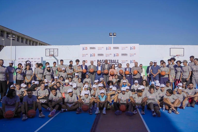 Casablanca: Le Raja Club Athletic inaugure un terrain rénové aux normes ...