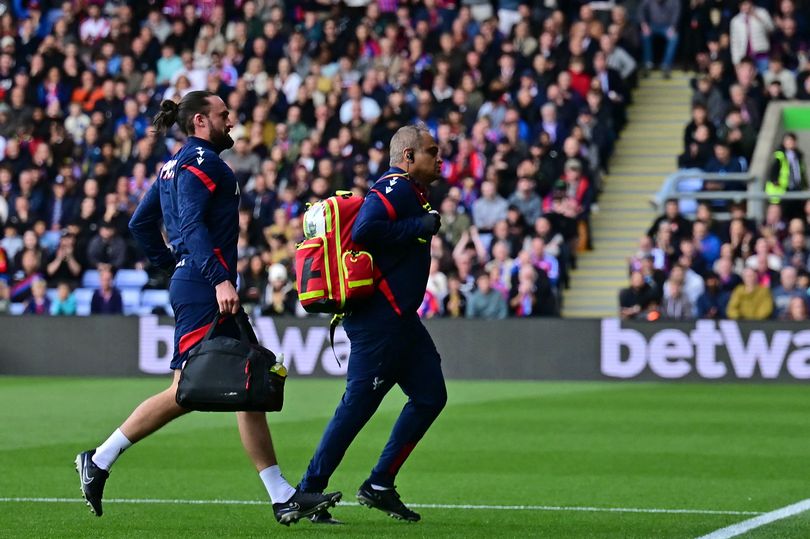 Crystal Palace vs Liverpool delayed after 'medical emergency' in the crowd