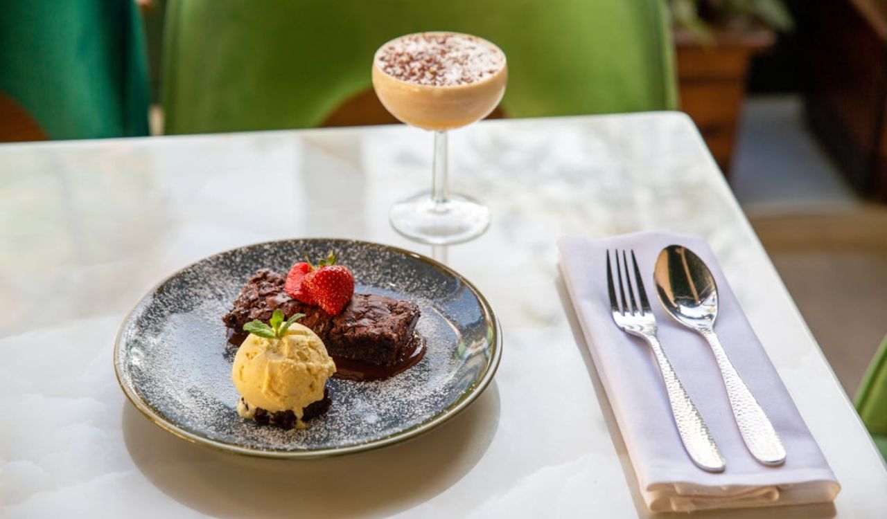 10 Chain Restaurant Desserts That Feel Outdated Today