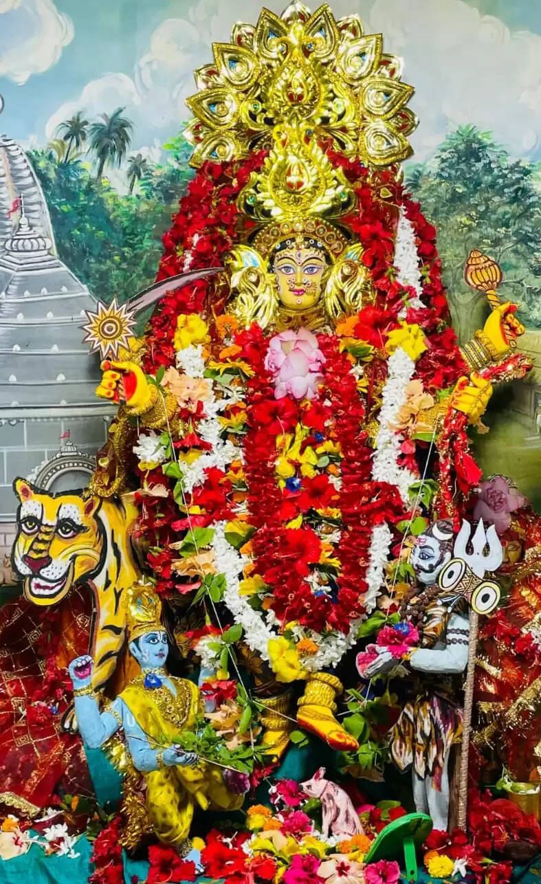 Discover the Vibrant Durga Puja Celebrations in Bhubaneswar and Cuttack!