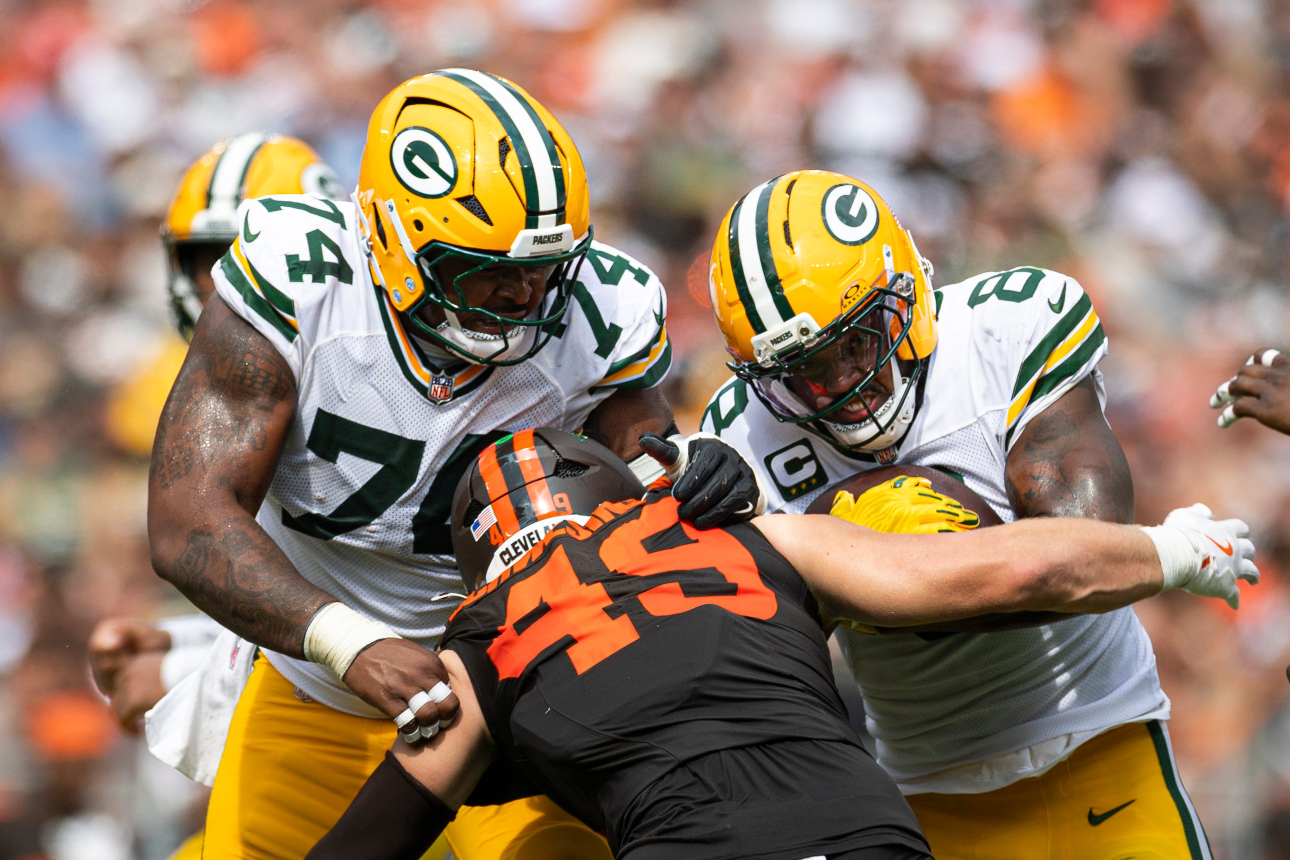 Former Packers OL Elgton Jenkins quickly finds new home, signs $24M ...
