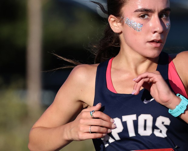 Aptos’ Sam Hansen, Watsonville’s Maya Schiro win Little Wharf 3-Miler ...