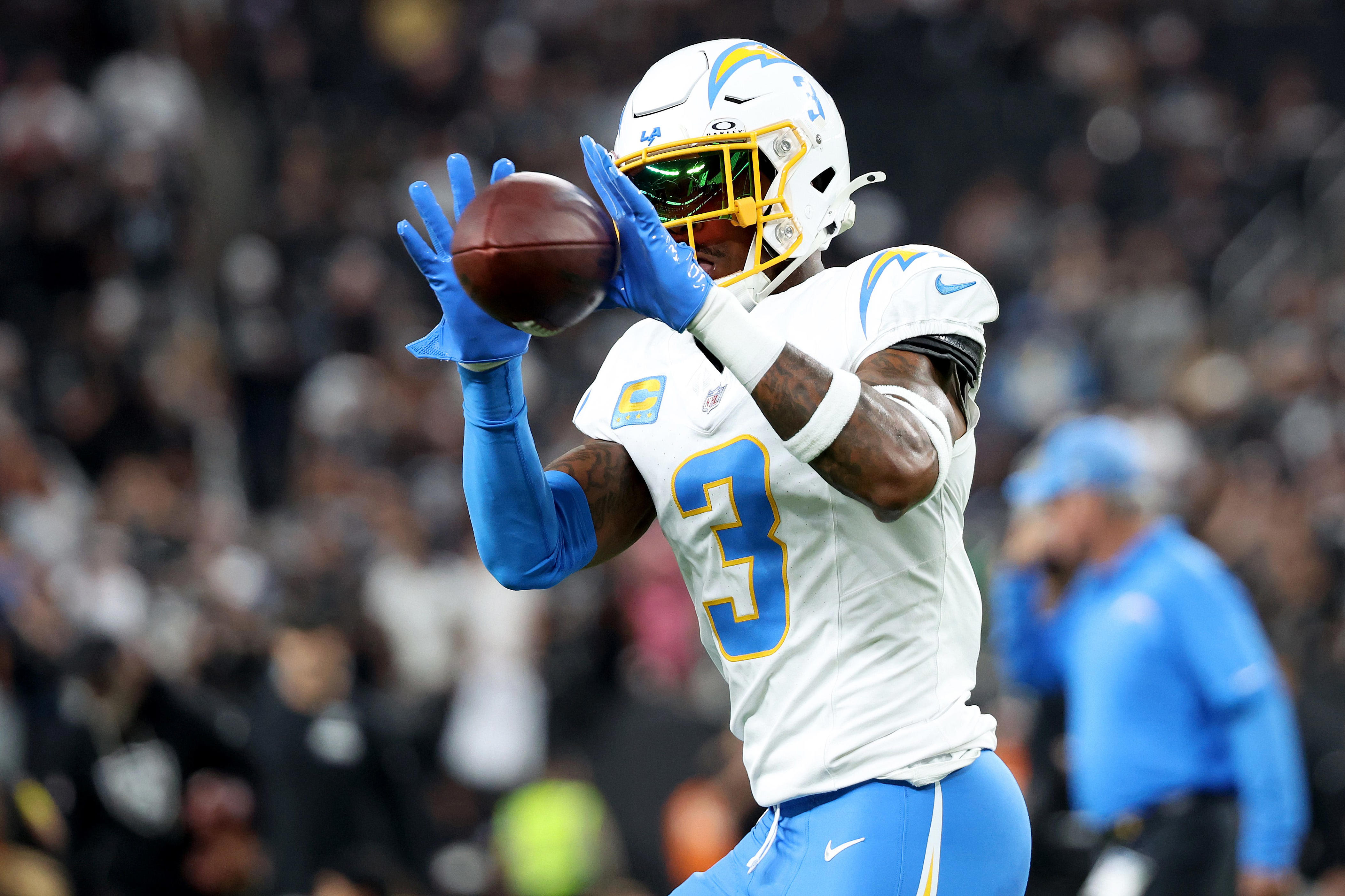 Chargers vs. Giants: What LA must do on defense to win the game in Week 4