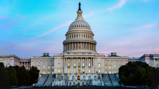 ΗΠΑ: Προ των πυλών το "κλείσιμο" της κυβέρνησης: Ο ρόλος του Τραμπ και ...