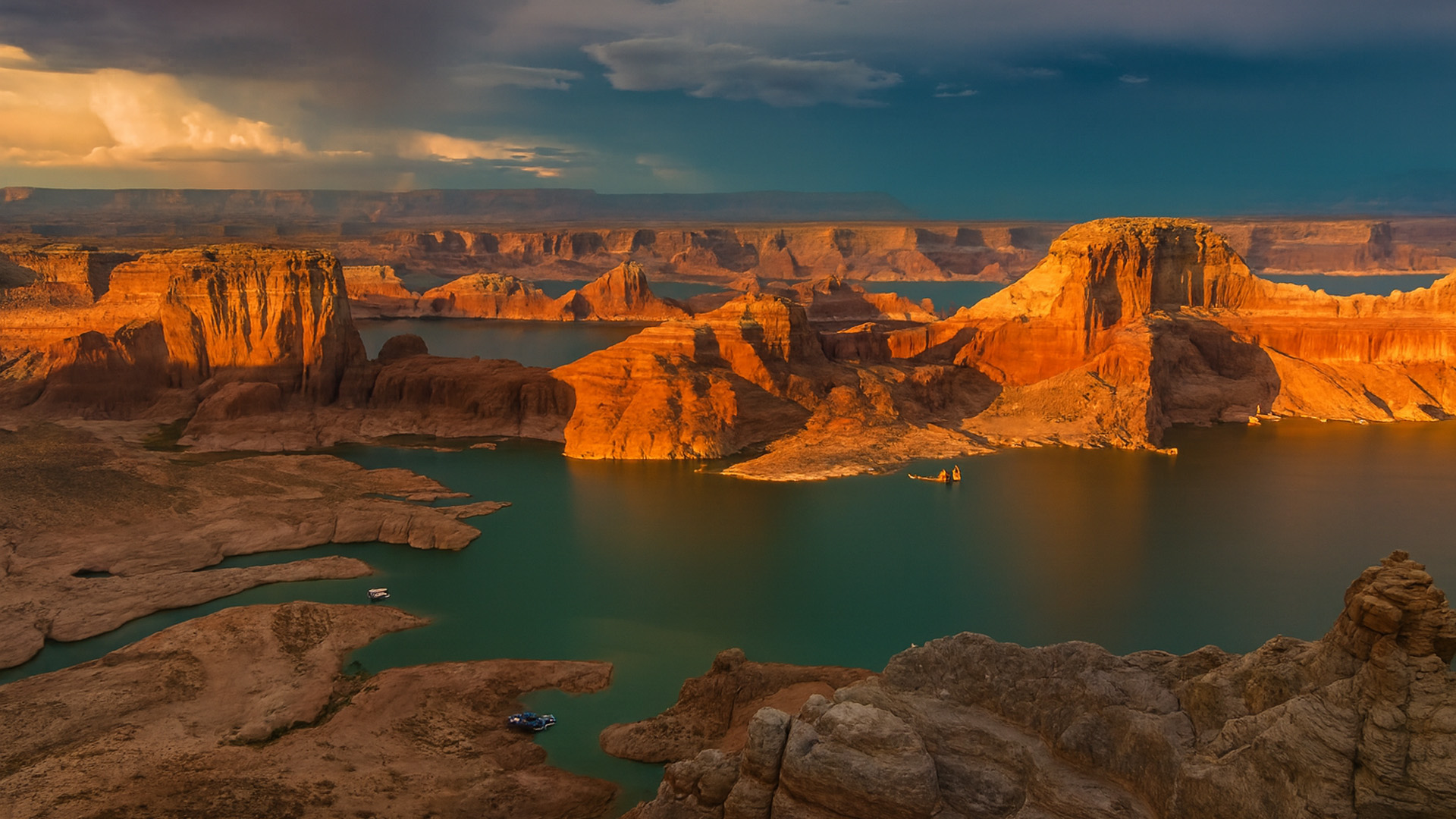 Lake Powell Utah Arizona VS – Rode Rotskliffen en Water in 4K