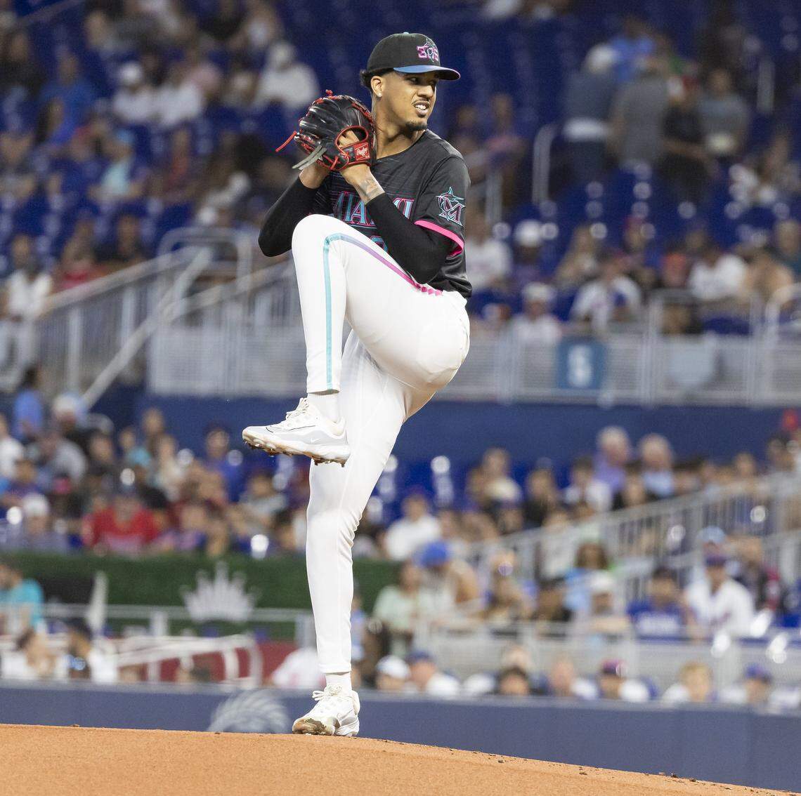 Marlins fall to Mets, but encouraged by Perez's strong finish