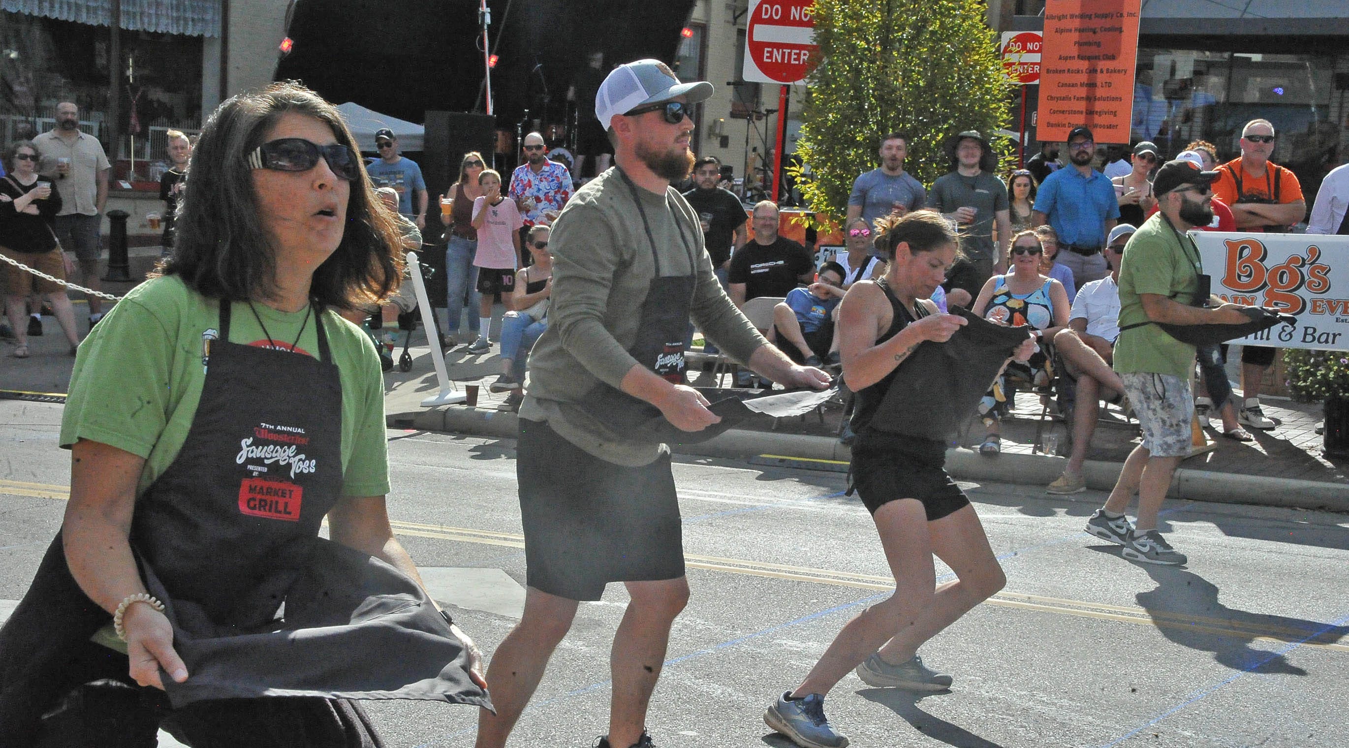 Saturday at Woosterfest highlighted by wiener dogs, sausages and beer ...