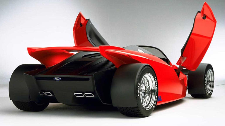 Ford's V12-Powered Speedster Concept Housed A Powerful V12 Engine