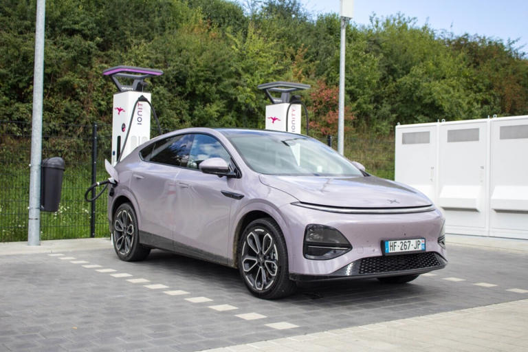 Baisse de prix pour le Xpeng G6 en France, la voiture électrique rivale ...