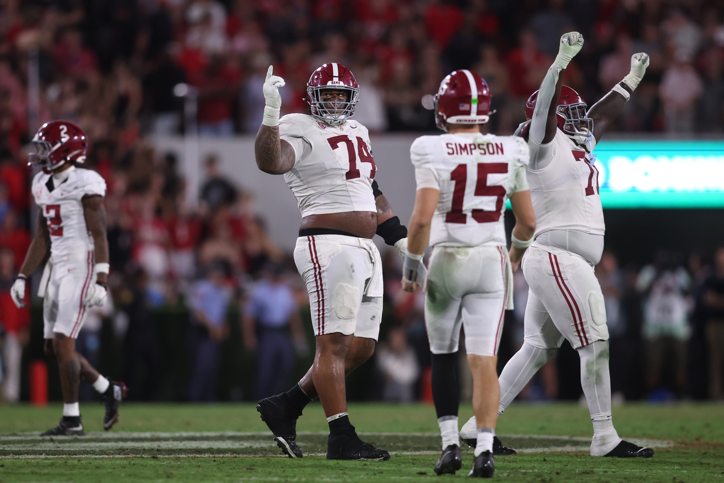 Alabama ran the most incredible screen pass