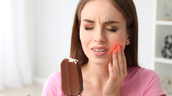 Dental surgeon shares warning signs in your mouth that could signal ...