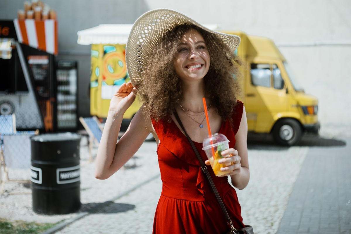 12 Everyday Sounds That Instantly Take People Back in Time And Warm the ...