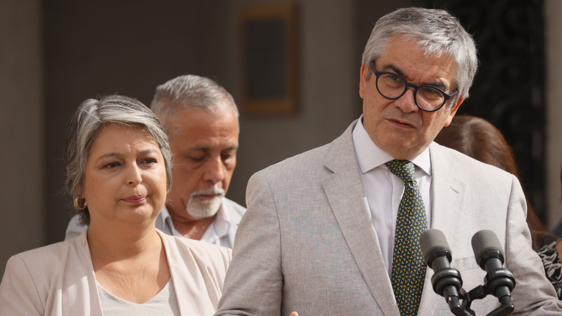 Marcel: Confío en Jara y votaré por ella, pero temo lo que piense el PC ...