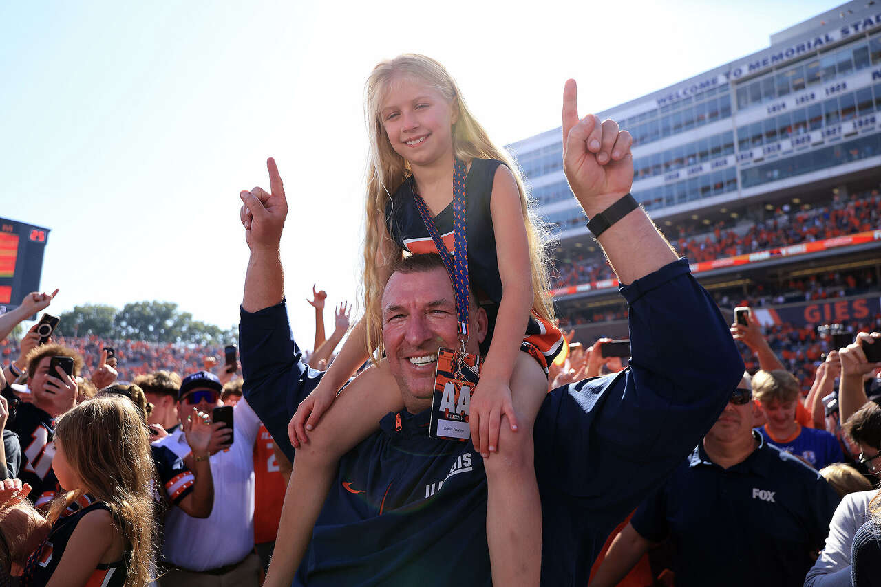 LOREN TATE | Bielema's gang put the 'Fight' back in Fighting Illini