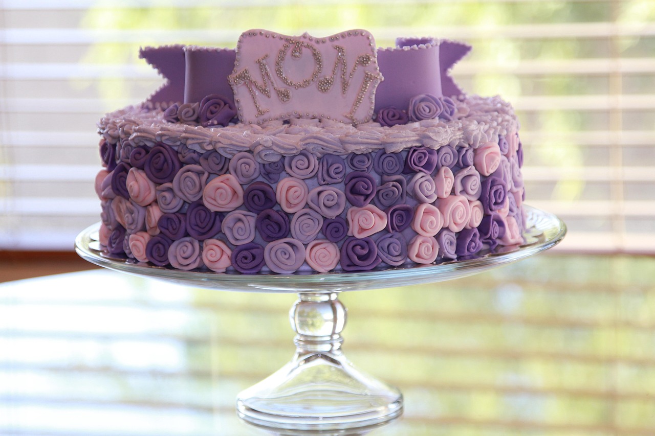 12 Common Cake Decorating Mistakes and How to Fix Them