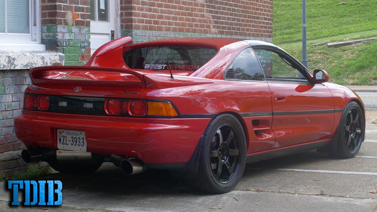 This 707HP Toyota MR2 Destroys a Dodge Hellcat