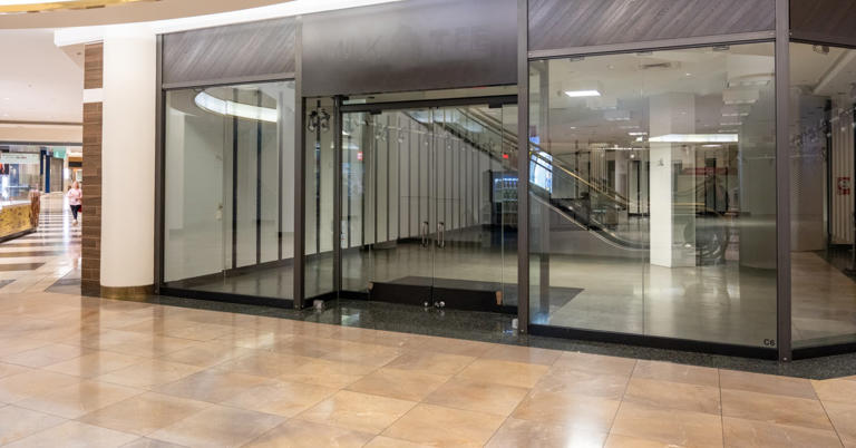 The American mall's decline is leading to sweetened real estate deals ...