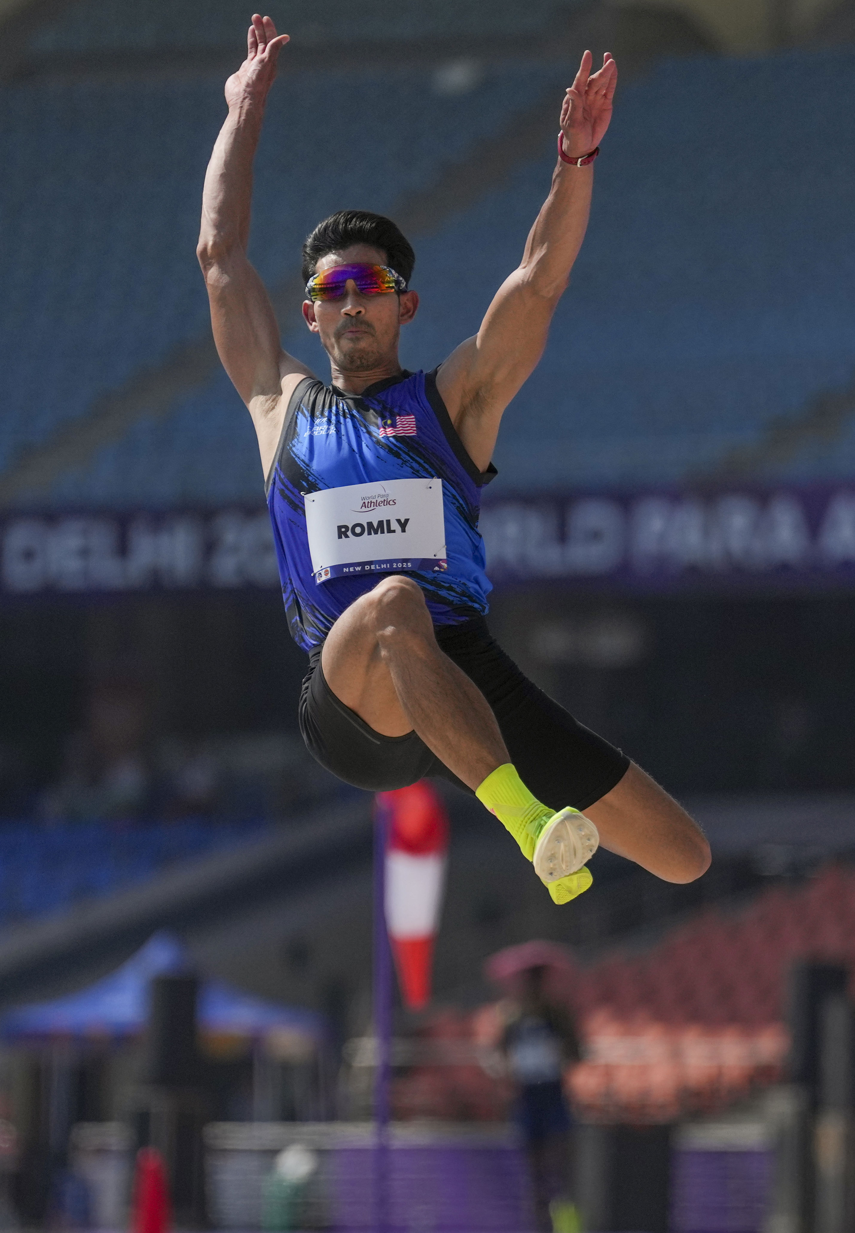 Bulgarian Ruzhdi wins sixth successive shot put gold with world record