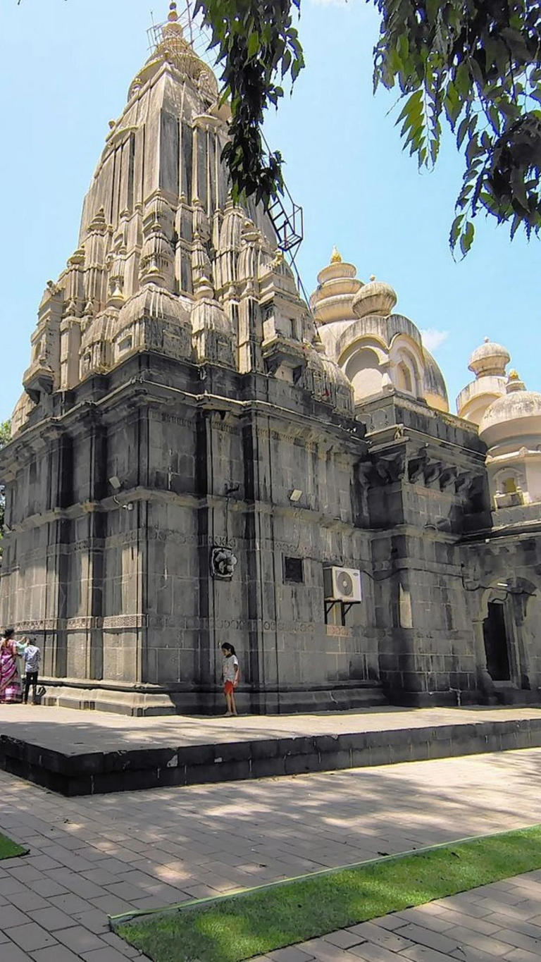 Navratri 2025: 7 Must-Visit Devi Temples In Maharashtra During The Holy ...