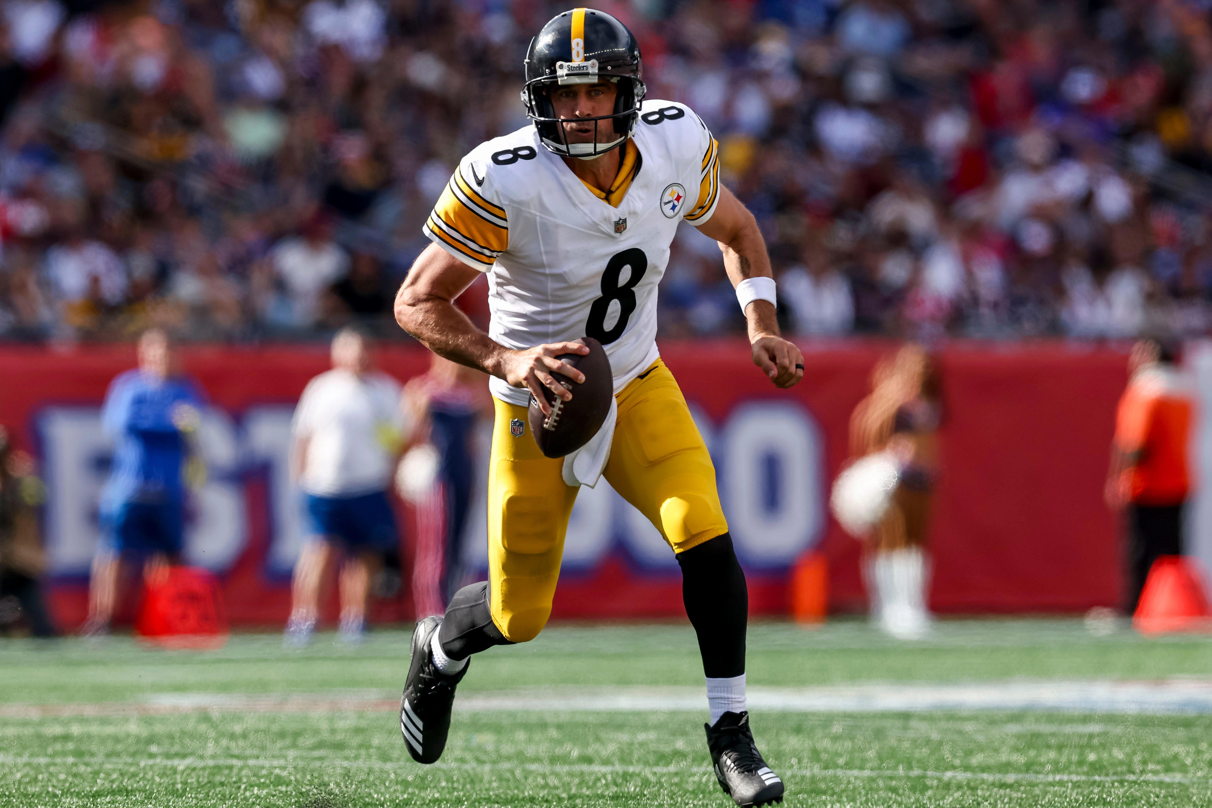 Aaron Rodgers, DK Metcalf outduels Carson Wentz, Justin Jefferson ...