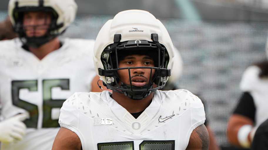 Oregon Ducks Transfer Running Back Requests Redshirt