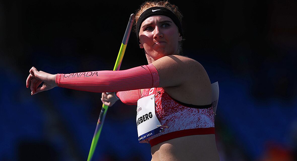 Ashlyn Renneberg sets Canadian and Americas javelin record at Para ...