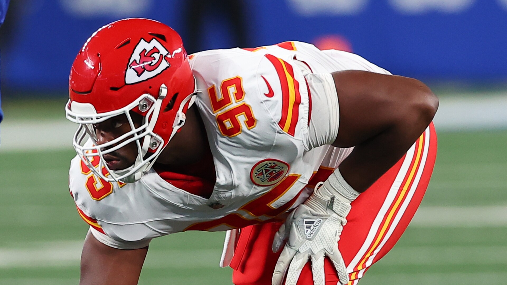 Chris Jones flying home from aunt's funeral, scheduled to land 45 ...