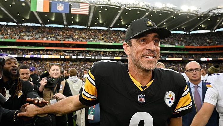 Steelers hold on to win NFL's first game in Dublin