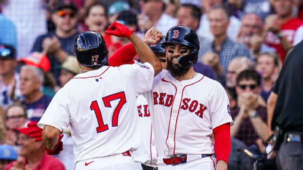MLB playoff tracker 2025: Who clinched, plus matchups, schedule