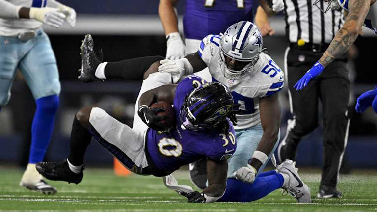 Dallas Goedert's Two TDs, Blocked Punt Help Eagles Open 24-6 Lead In Tampa