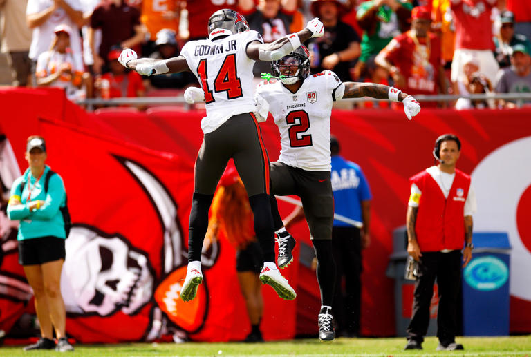 Week 4 Game Recap: Eagles eke out win in Tampa Bay