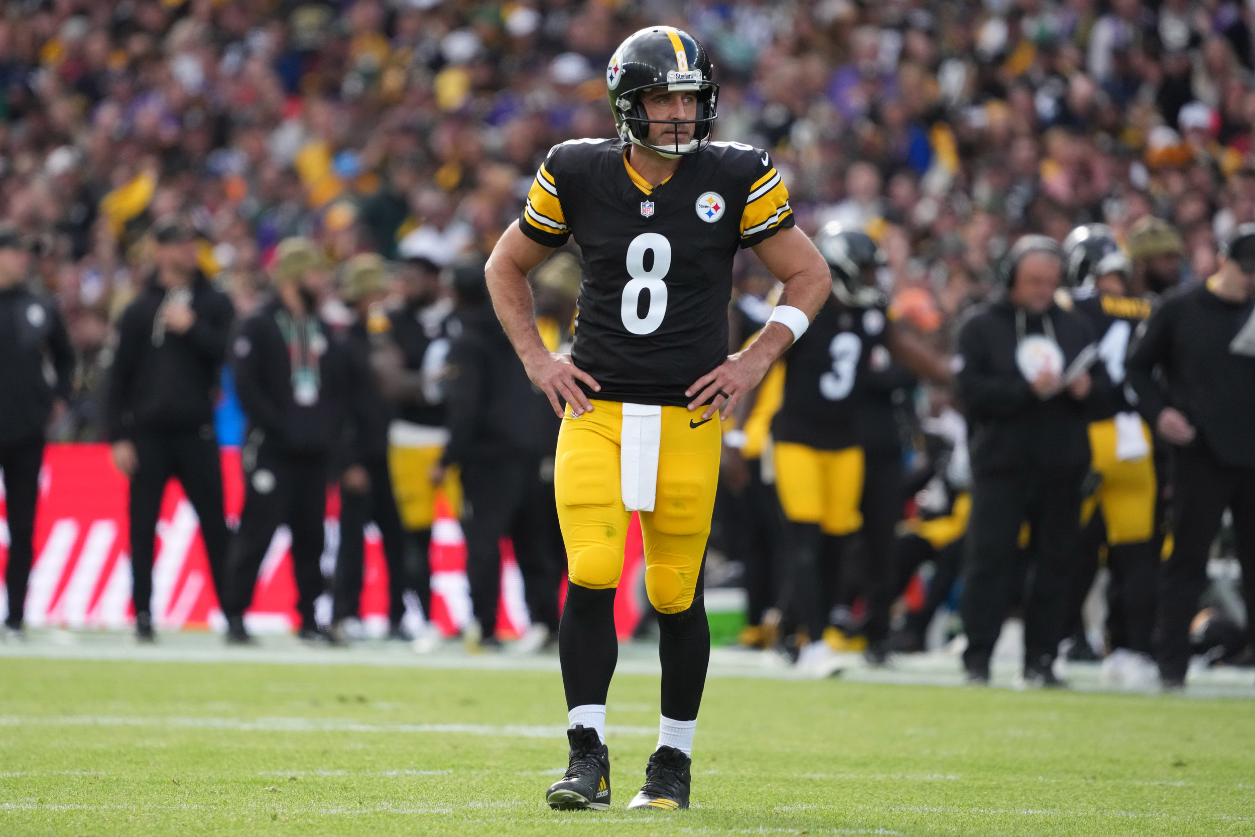 Steelers' Aaron Rodgers Makes Eye-Opening Statement Regarding A ...