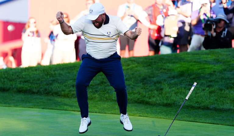 Watch: Shane Lowry putt retains Ryder Cup for Europe after stunning US ...