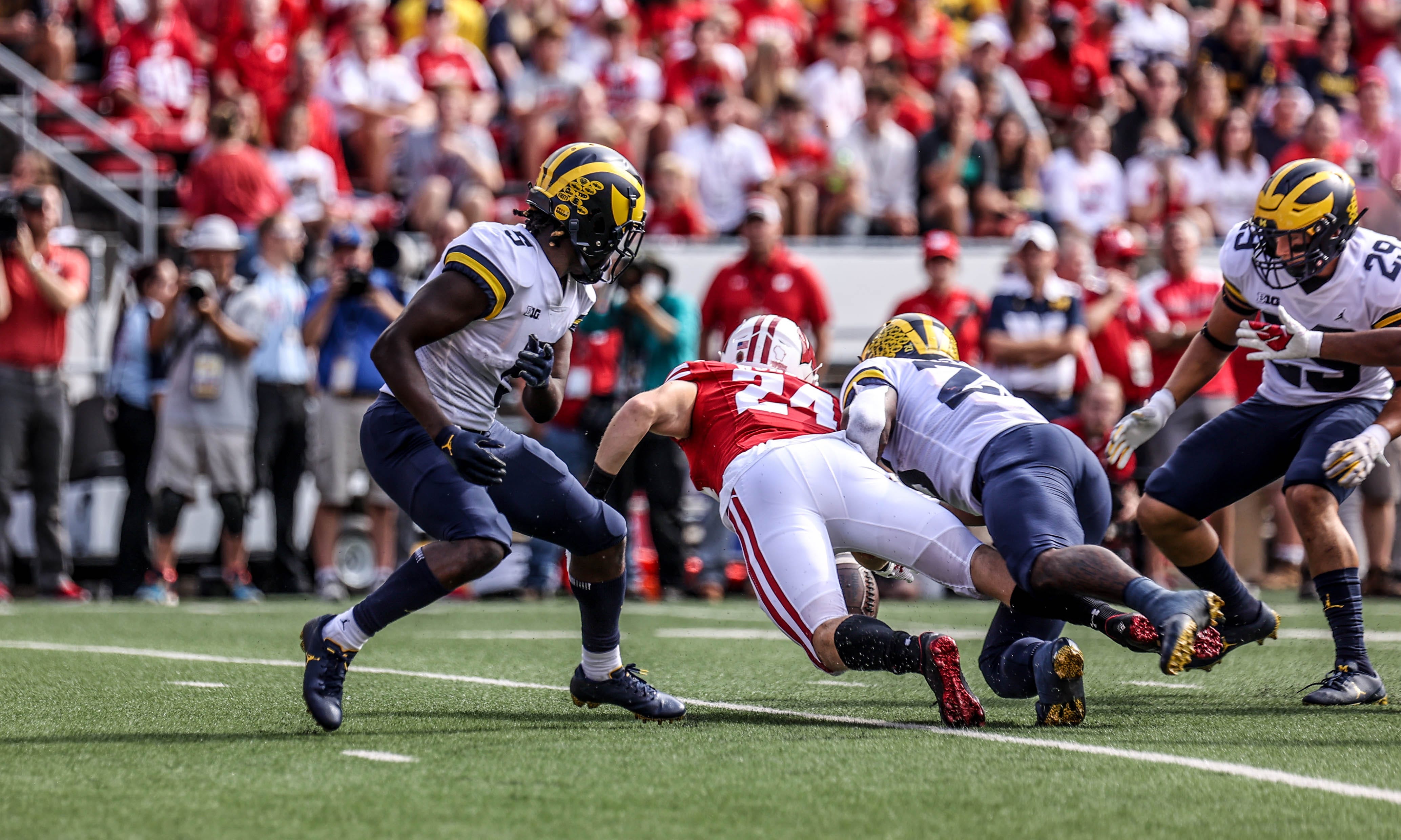 Michigan football favored by more than two touchdowns over Wisconsin in ...