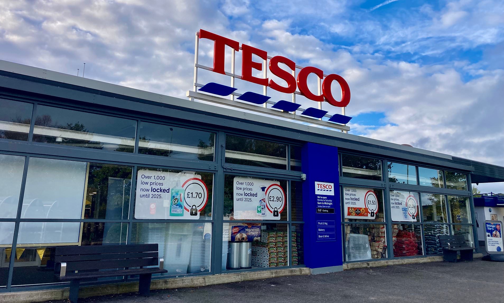 Tesco 'juggernaut' holds on to top spot despite price war