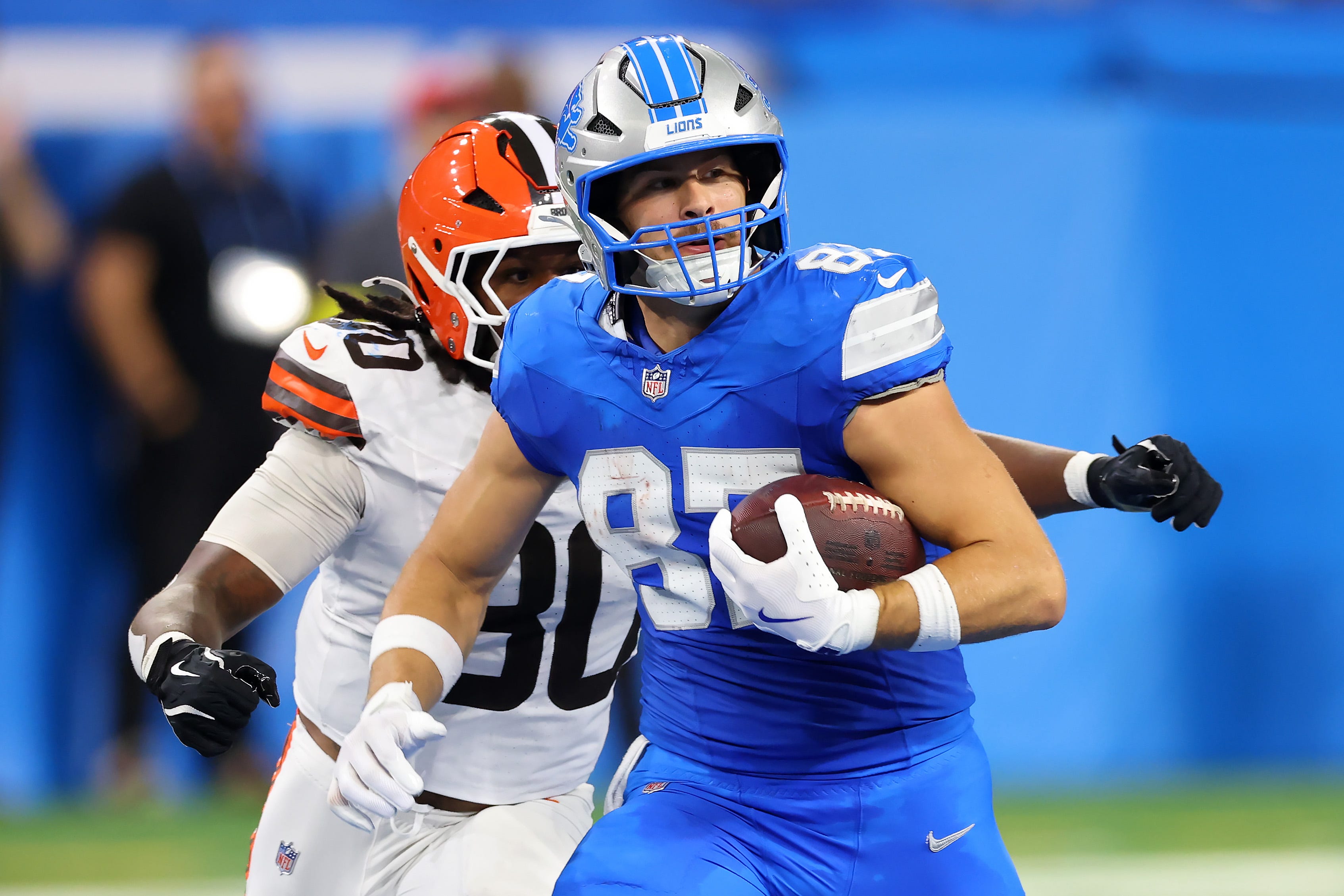 Lions hope to get injured TE Sam LaPorta back in 2025, but it's not certain