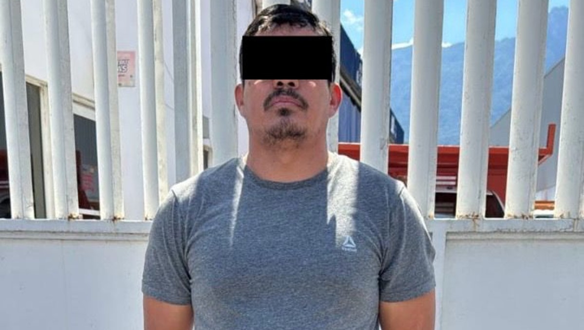 Detienen a hombre armado en San Pedro; dice ser miembro del Ejército ...