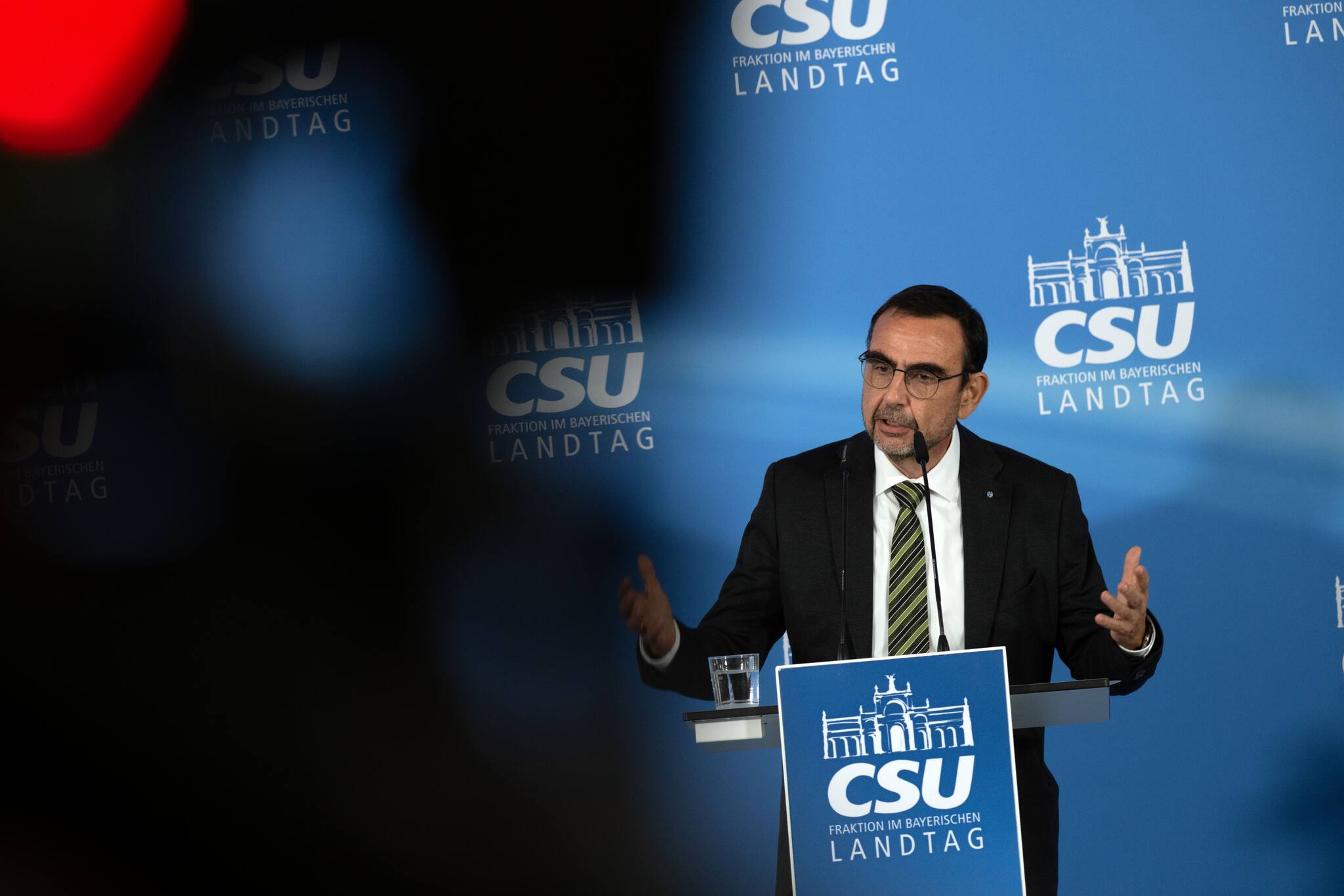 Antisemitismus: CDU- und CSU-Politiker wollen Kampf gegen Judenhass in ...