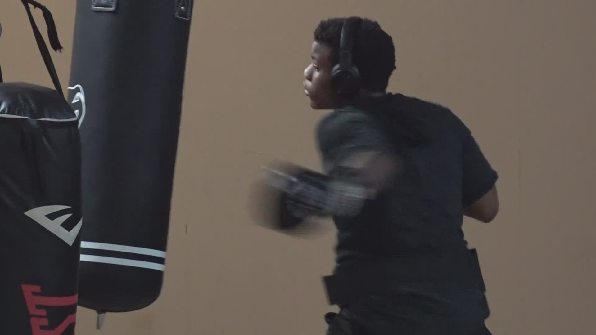 Gloves Not Guns event seeks to push message of nonviolence, unity