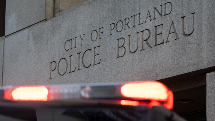 Driver killed in crash while fleeing from Portland police
