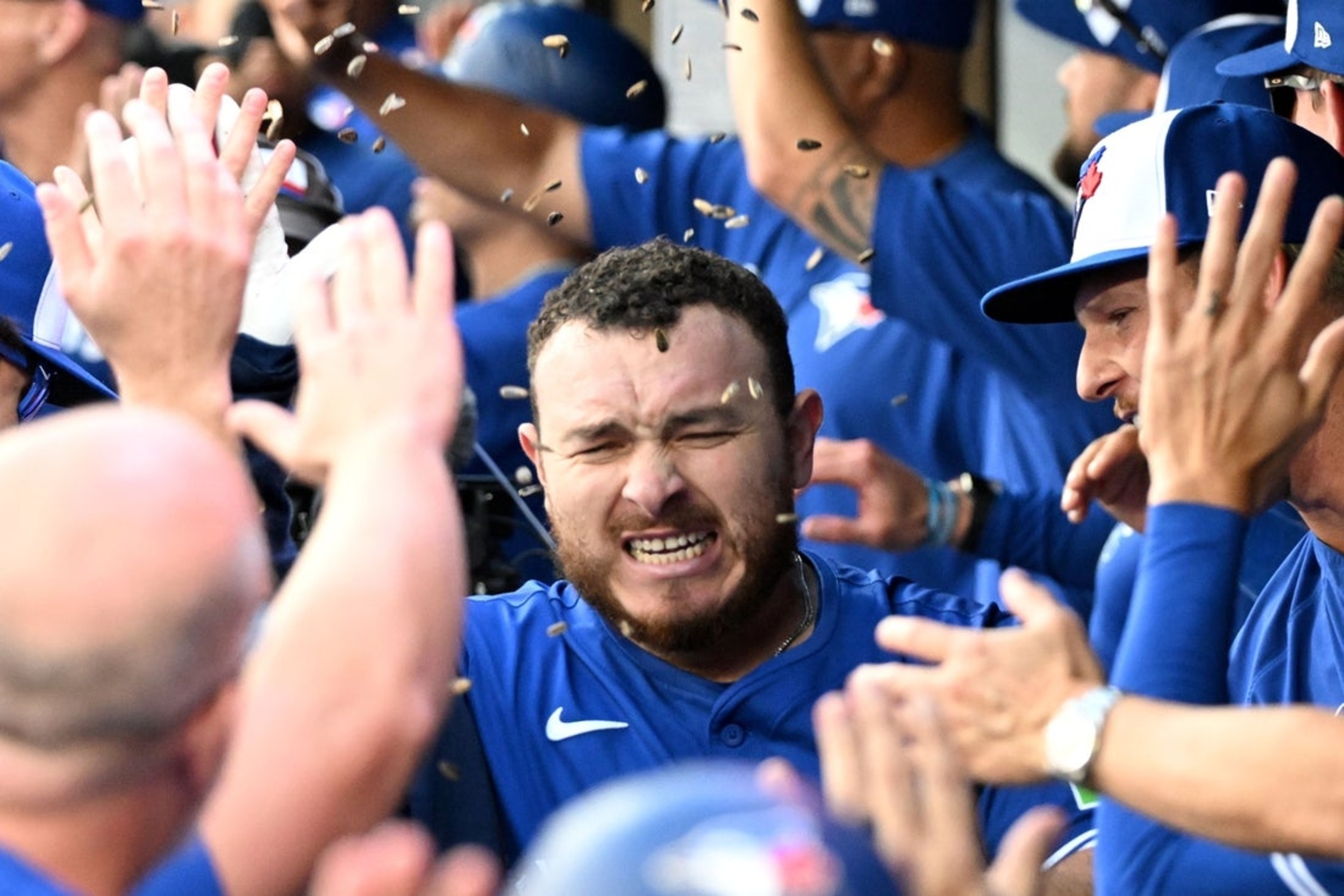 Alejandro Kirk, Blue Jays mash their way to AL East title with win over ...