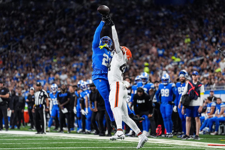 Amik Robertson proves he's ready to step up for Lions: "I'm a bad ...