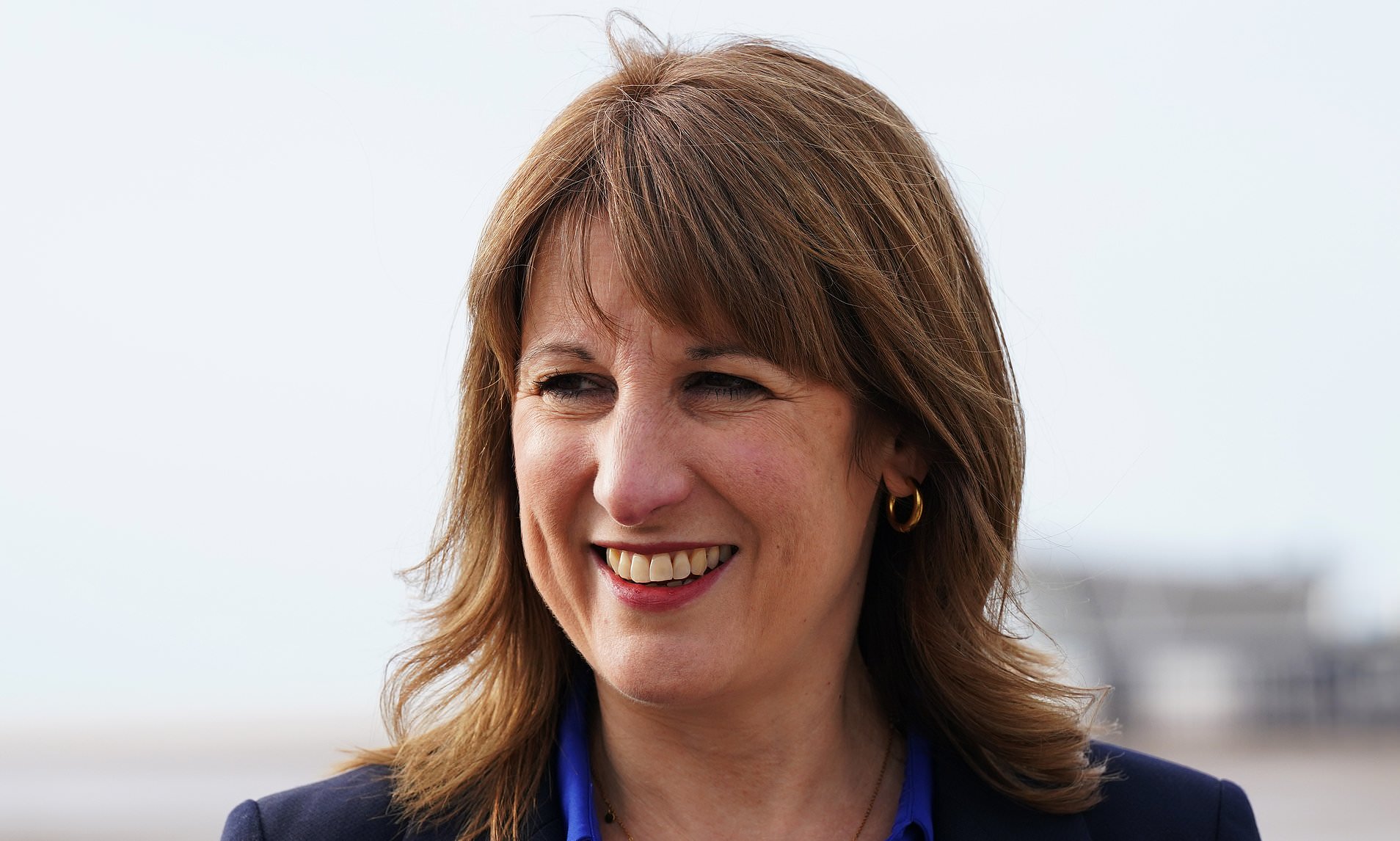 Rachel Reeves tells out-of-work youths to take a job or lose benefits ...