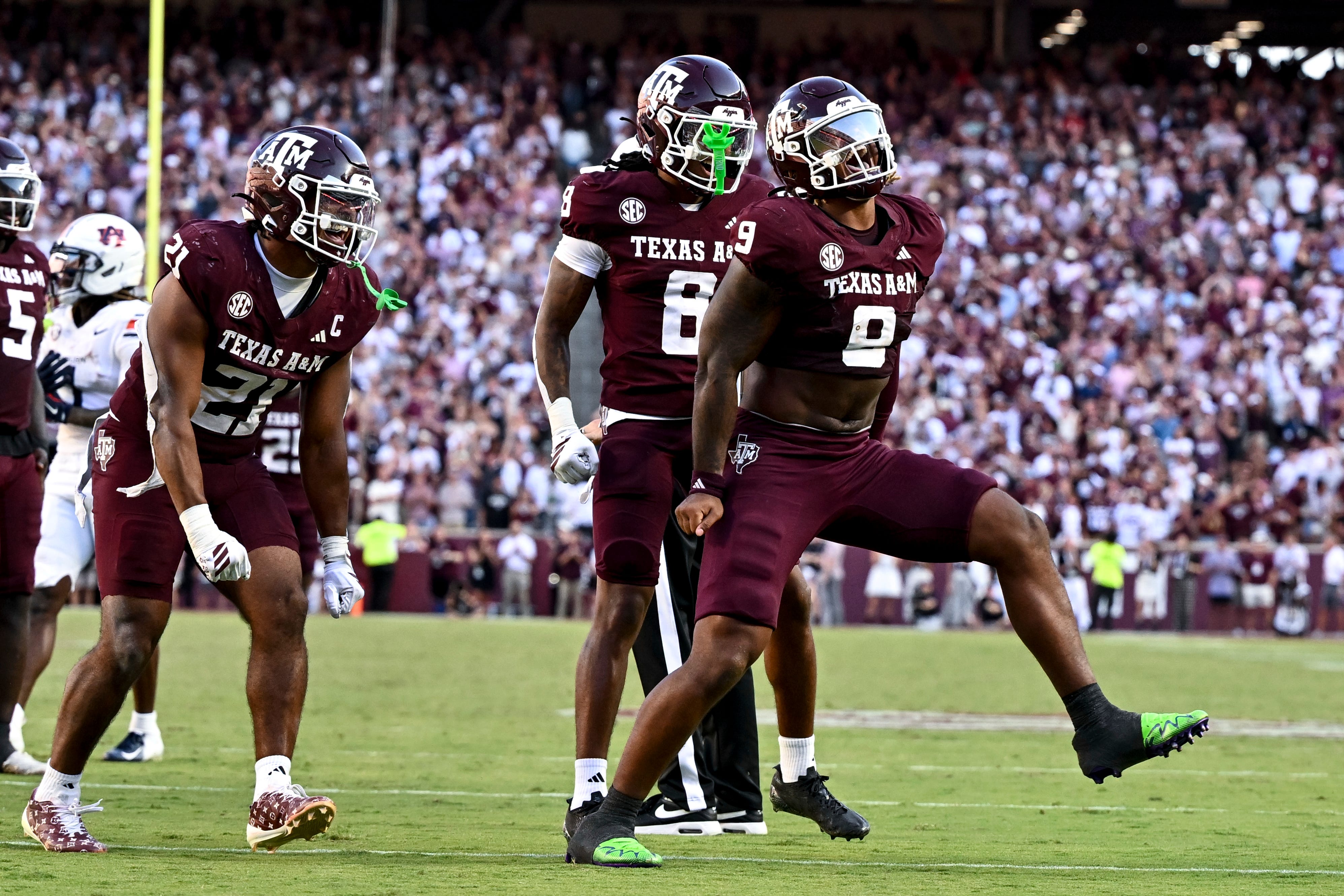 Facing Texas A&M's stout defense was one of Auburn HC's 'worst ...