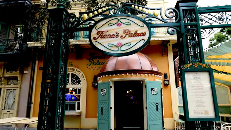 Where To Eat At Disneyland, Based On Your Favorite Disney Movie