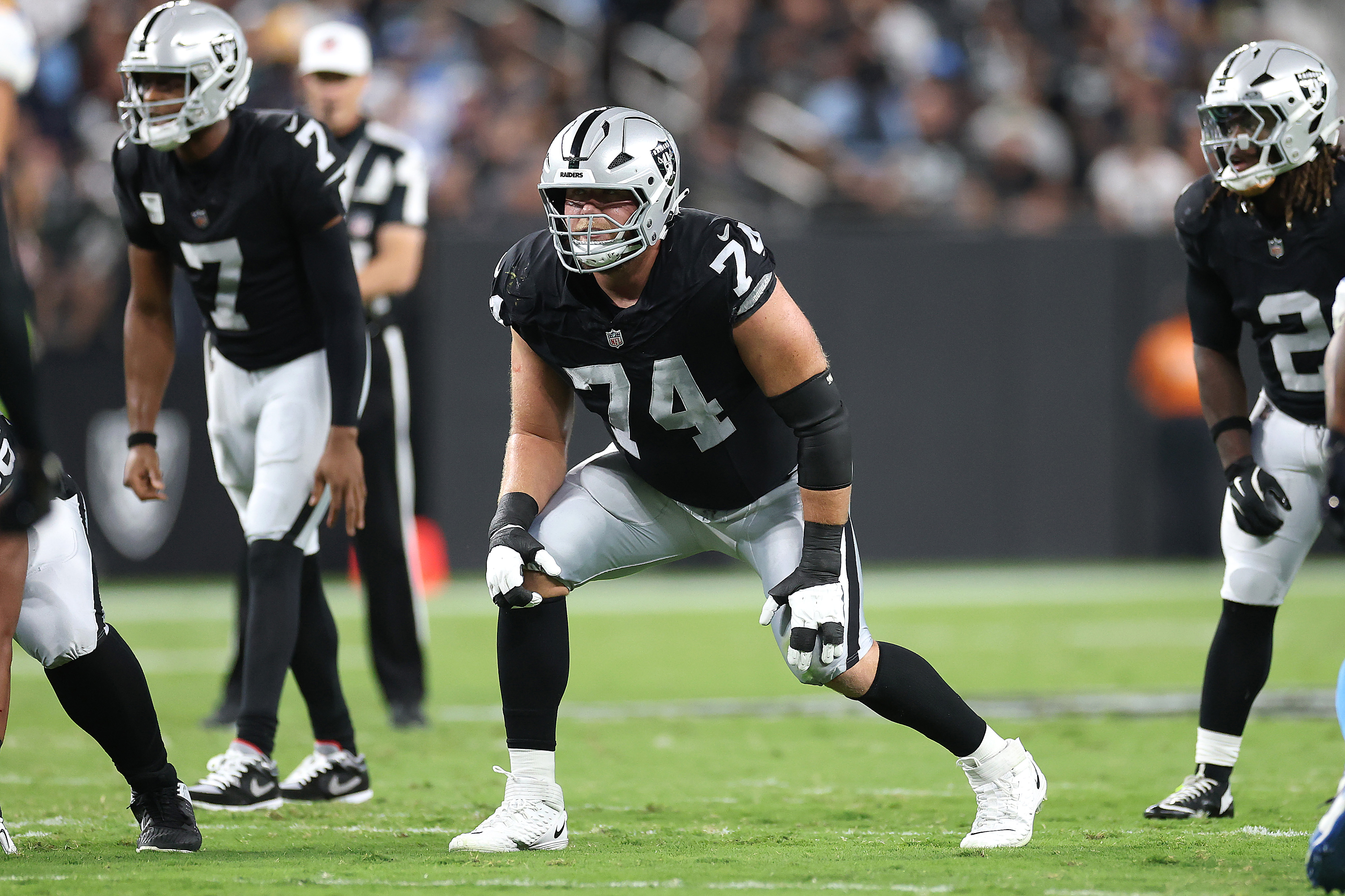 Predicting Las Vegas Raiders Offensive Starters – OTA’s