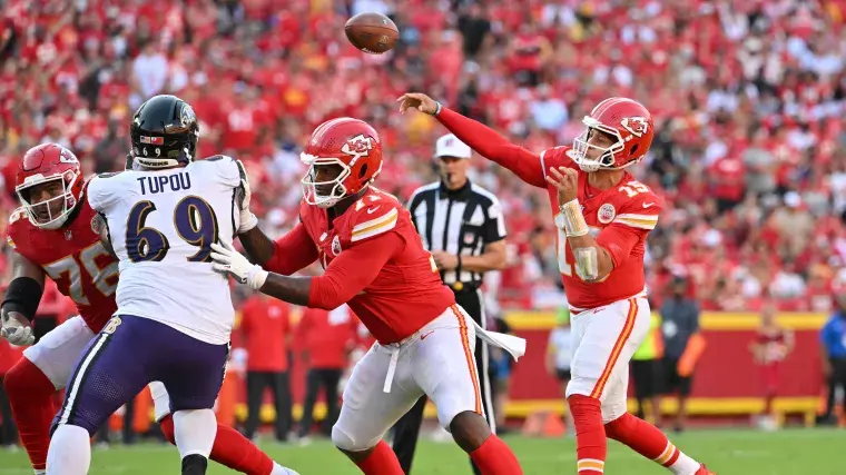 Patrick Mahomes stats today: Chiefs QB tosses 4 touchdowns for first ...