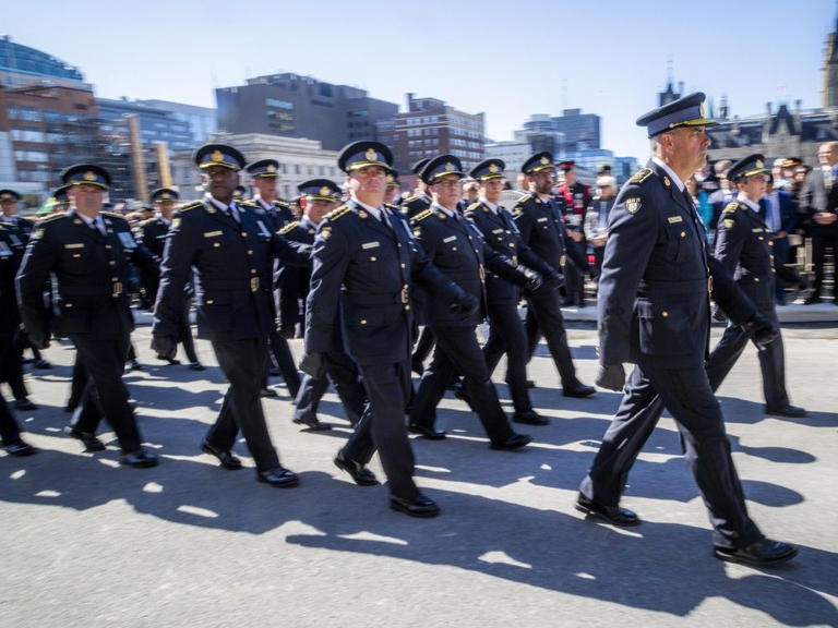 Police, peace officers mark 48th annual memorial service on Parliament Hill
