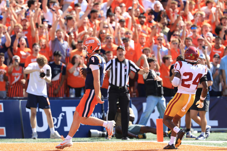 Illinois rises in the newest college football Coaches Poll. See where ...